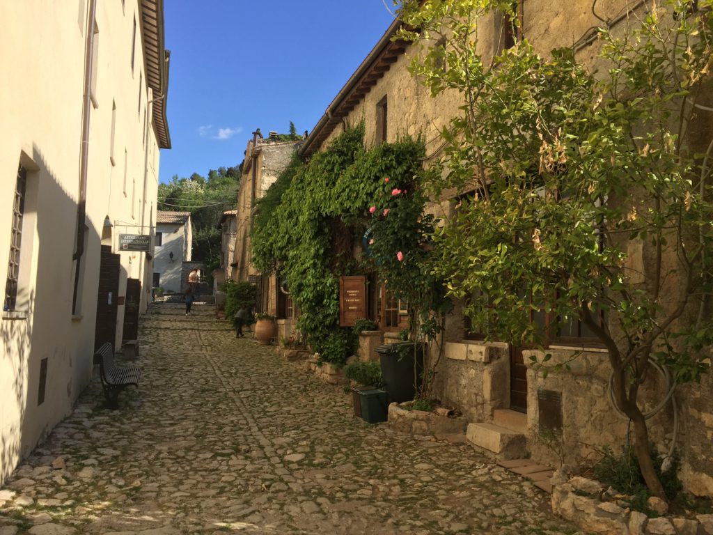 FARA IN SABINA - Lazio - RECORRE ITALIA